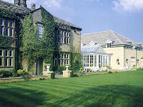 Rogerthorpe Manor Hotel, Pontefract, Yorks